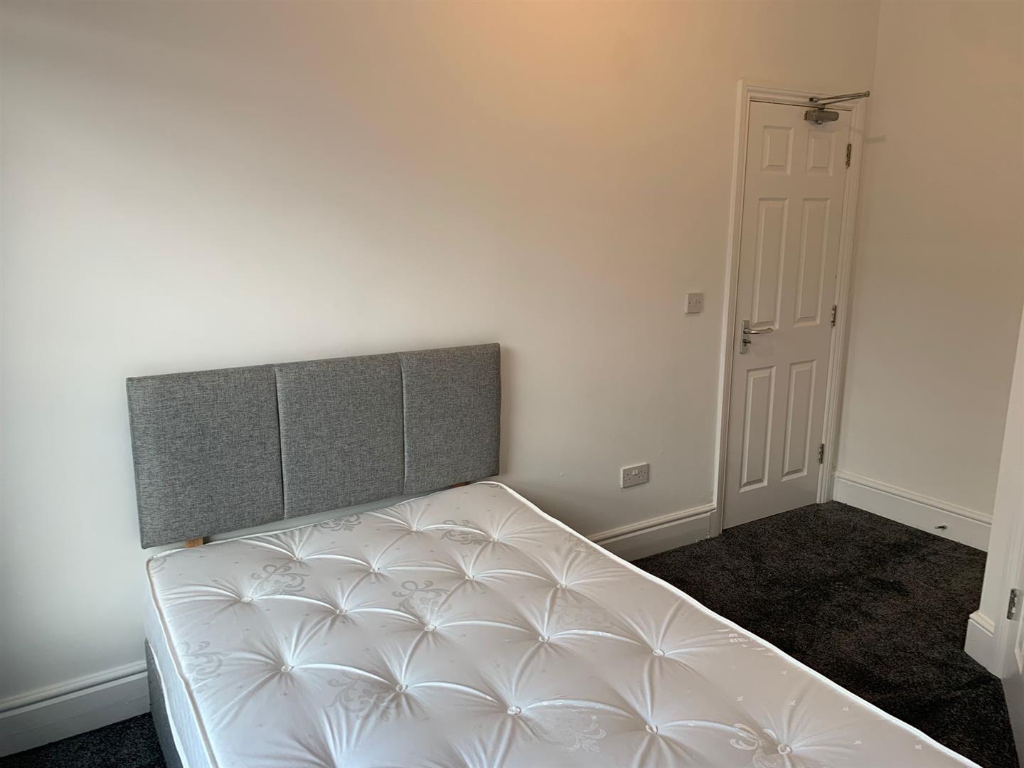 Plodder Lane, Bolton - Mistoria Estate Agents